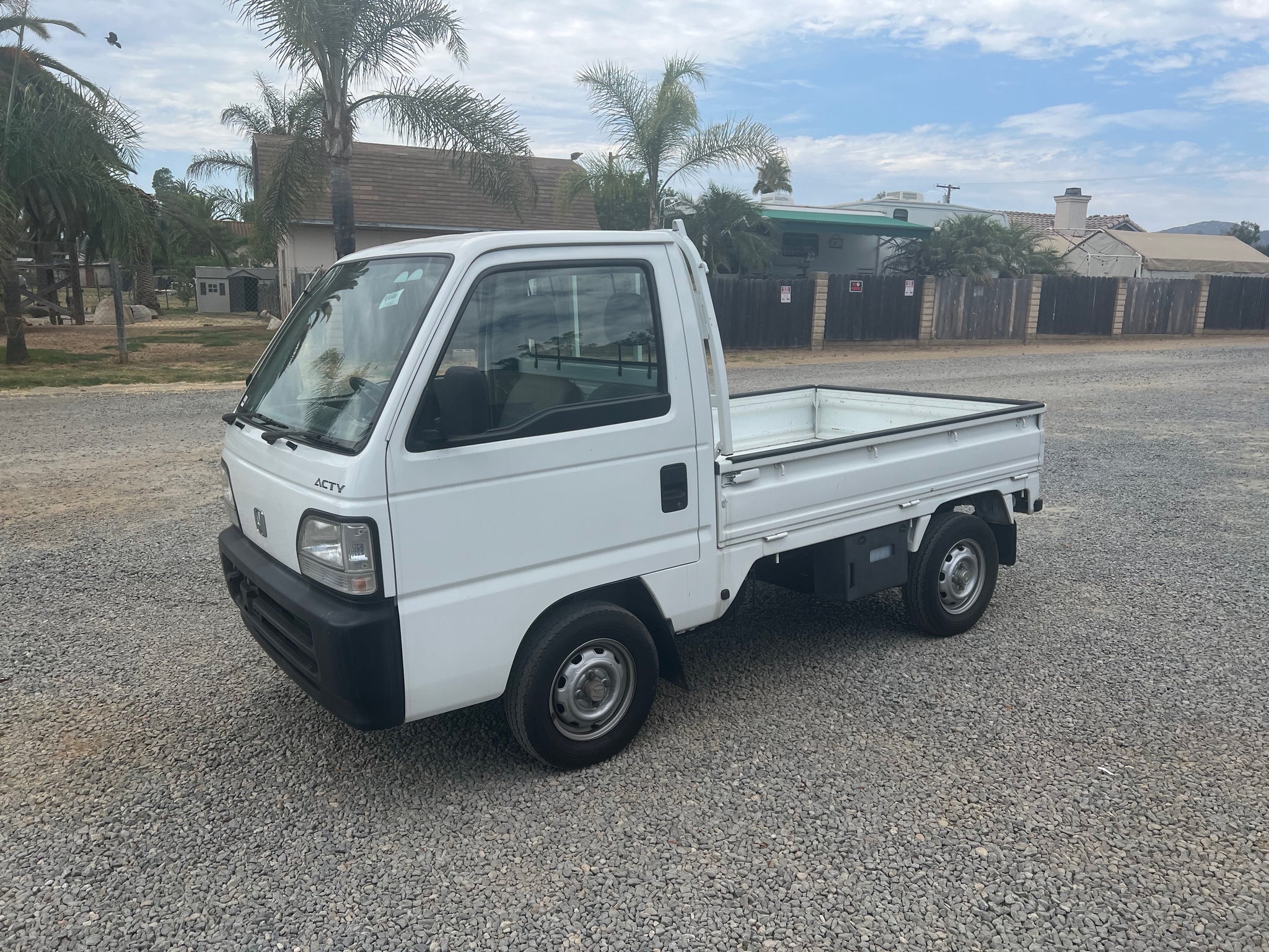 Honda Acty Kei Truck White | 660CC 2WD - 1999 (33k KM) – Kei Trucks